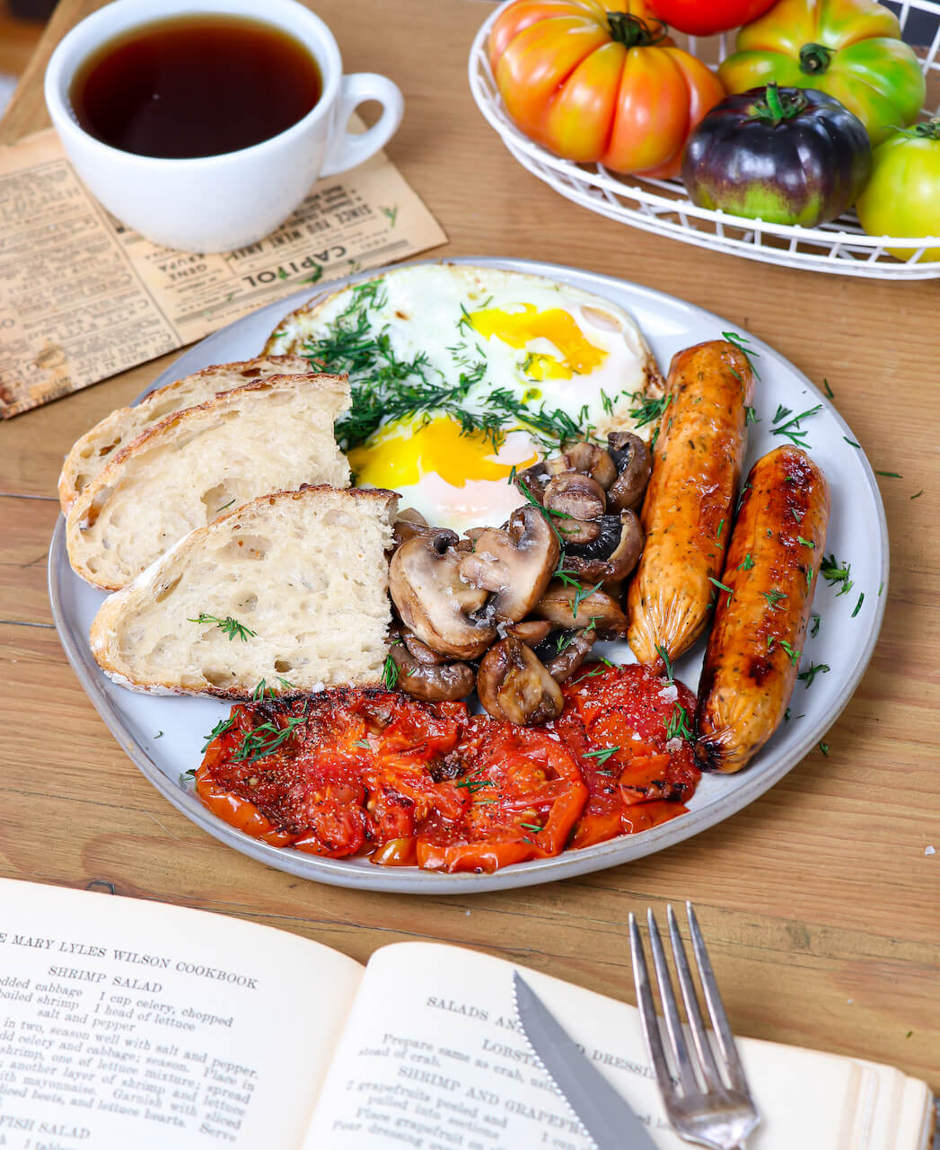 Recipe: Classic English Breakfast - A Hearty Start to Your Day - Cook ...