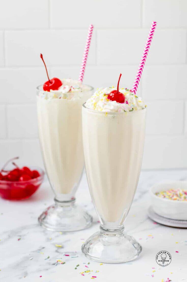 Recipe: Creamy Dreamy Vanilla Milkshake - Cook With Anna